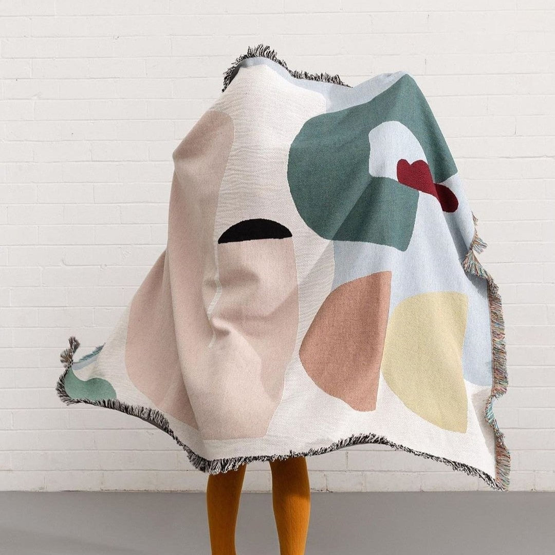 Arthur Throw – Slowdown Studio