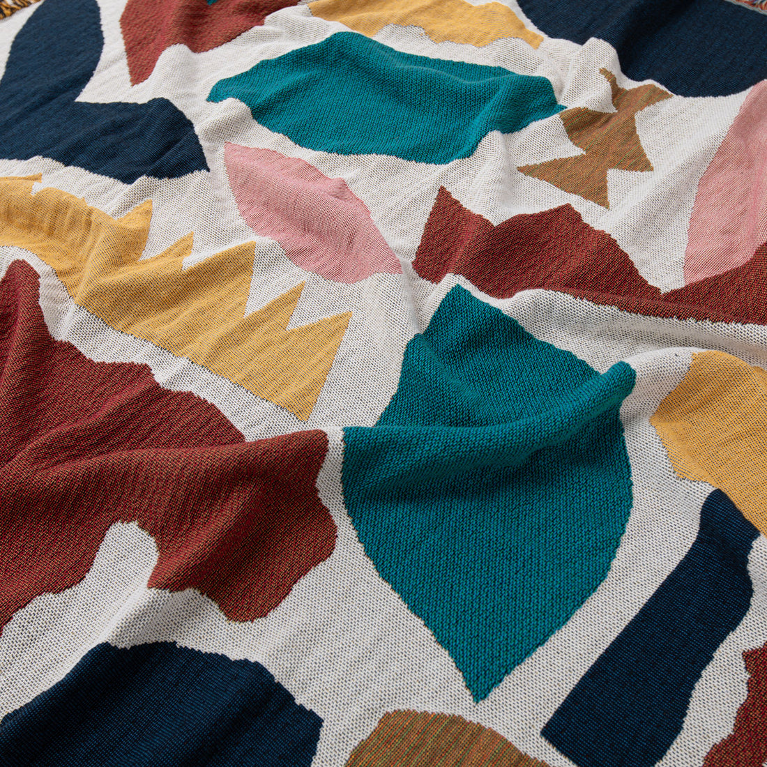 Maple Throw – Slowdown Studio